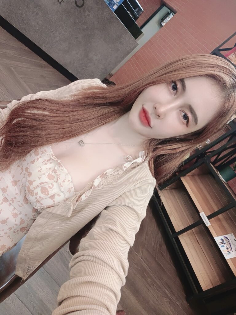 มะมายด์ แช่ลี่ Mamile Lee ขาว สวย หมวย เอ็กซ์ สเปคชายไทย